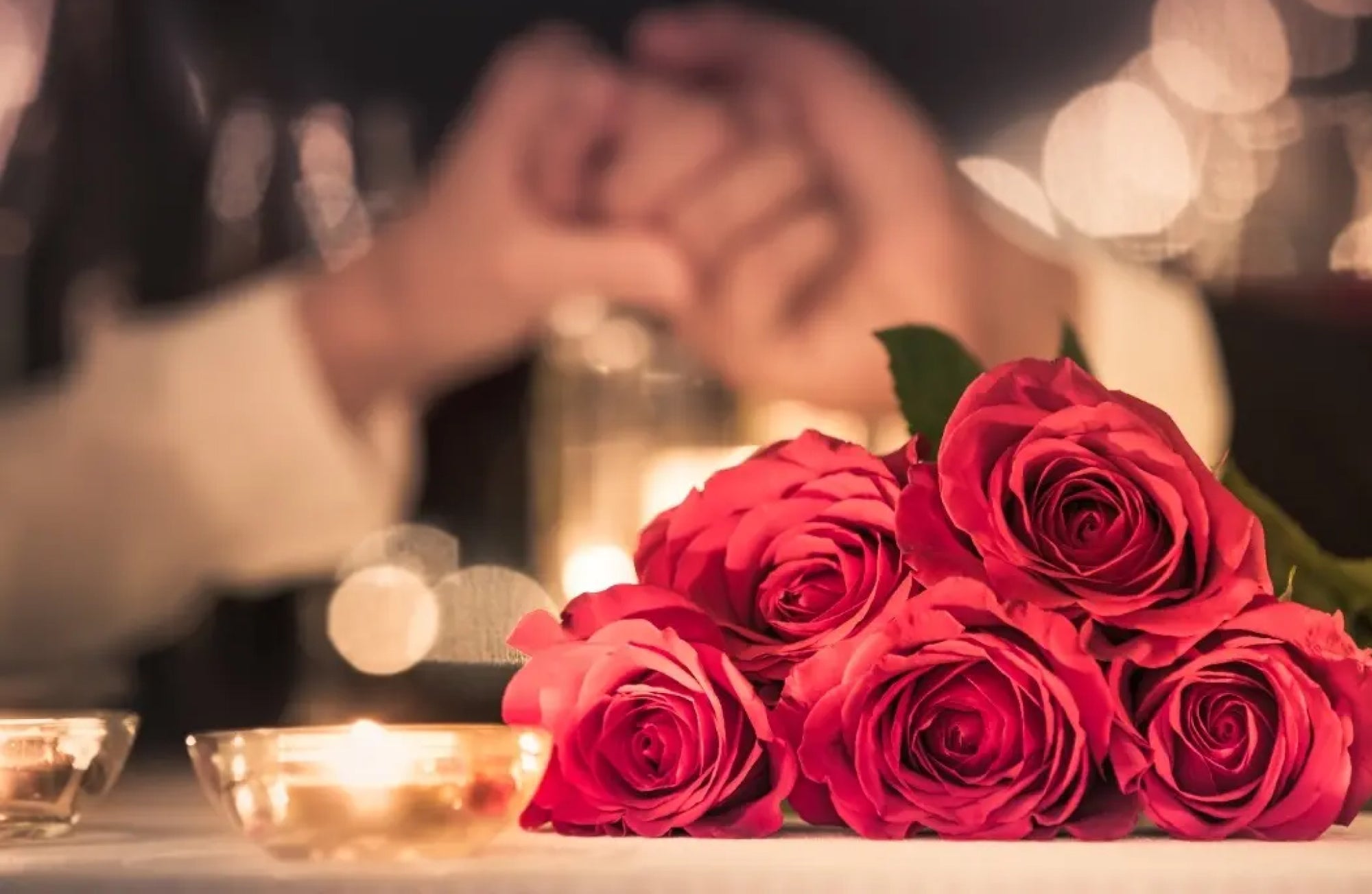 10 Pilihan Bunga untuk Anniversary Pernikahan Penuh Makna dan Romantis